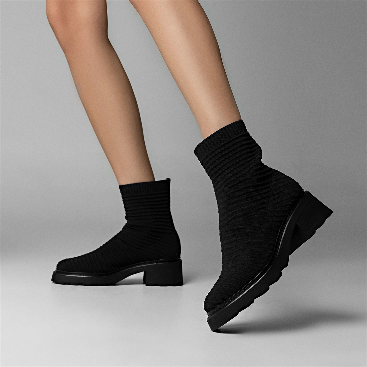Bota Tratorada Knit Preto