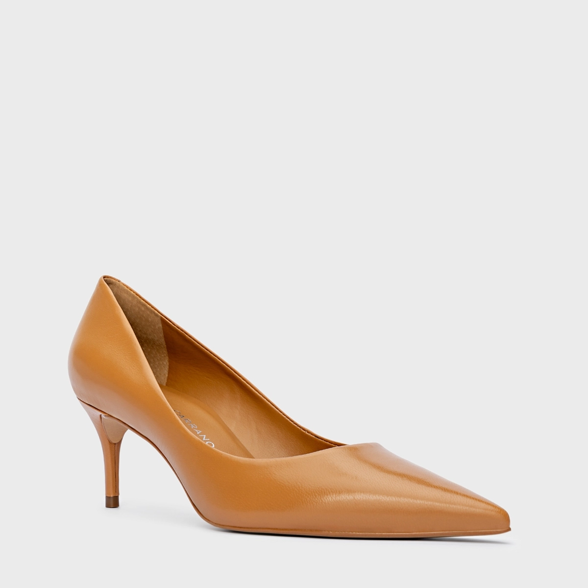 Scarpin Valentina Salto Fino Couro Marrom Desert Camel - Scarpin ...